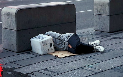 Adelaide volunteers hit streets to end street homelessness by 2020